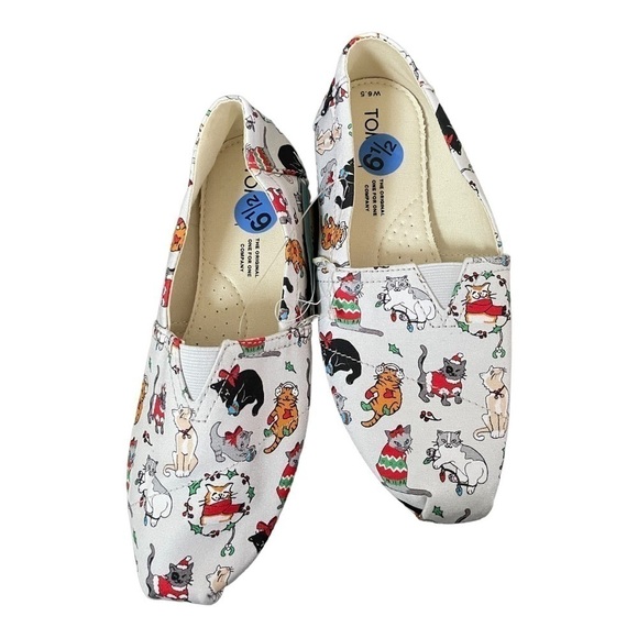 Toms | Shoes | New Toms Christmas Cats Shoes | Poshmark